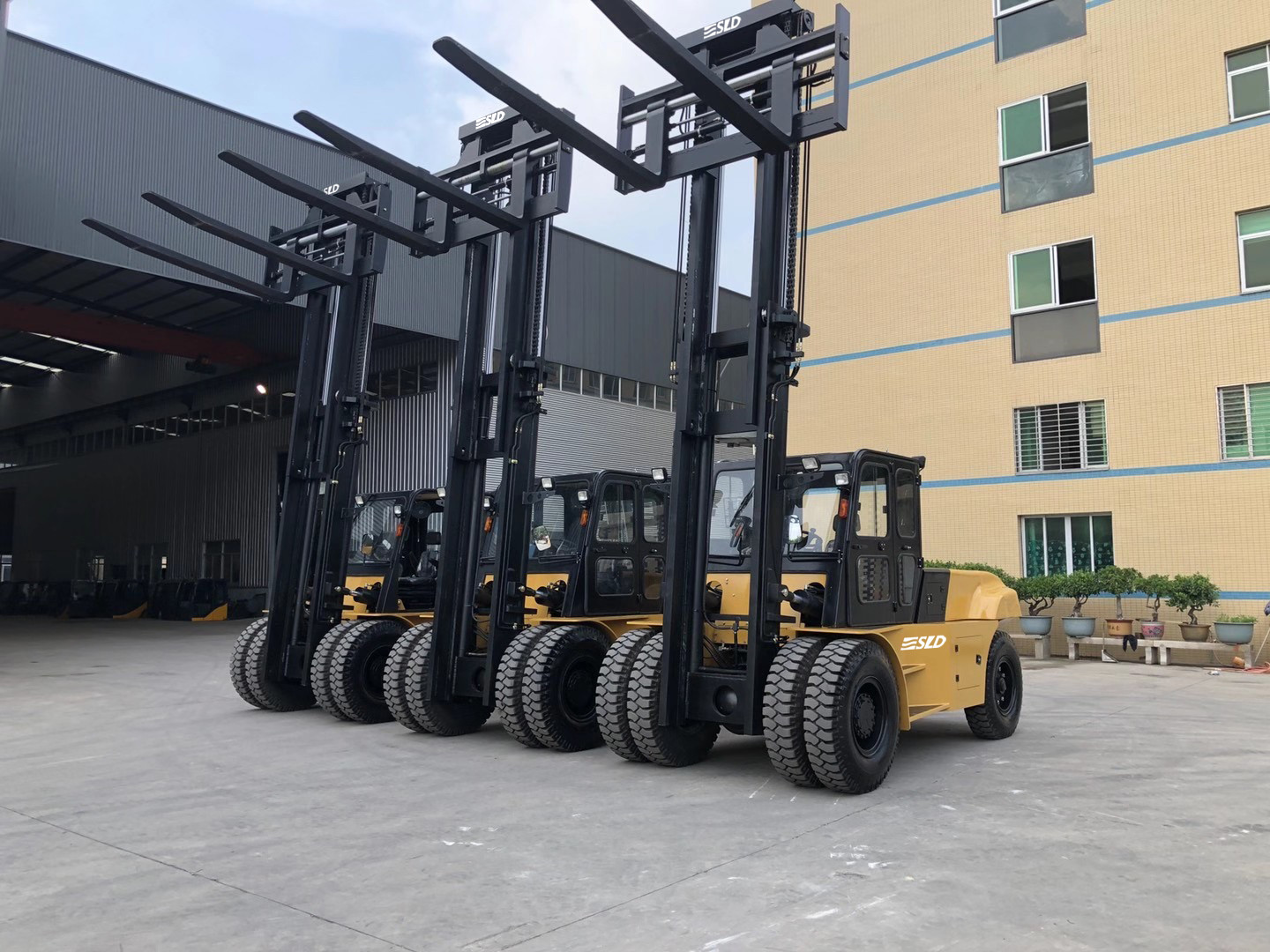 FD160 6000mm 3 2 Stage Mast 15 Ton 6m Heavy Lift Forklift Lift